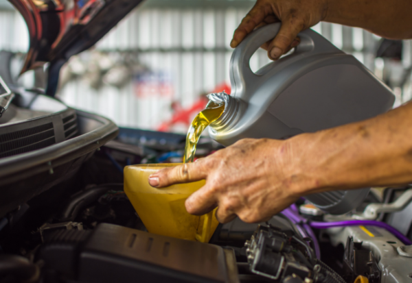5 Storage and Handling Tips for Automotive Lubricants | Inventory Express